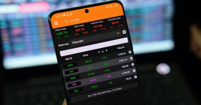 Cổ phiếu FPT đứng trước áp lực 'xả' 2.500 tỷ đồng từ khối ngoại