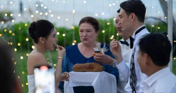 Cận cảnh ngôi nhà siêu rộng của bố mẹ Đặng Văn Lâm tại Nga