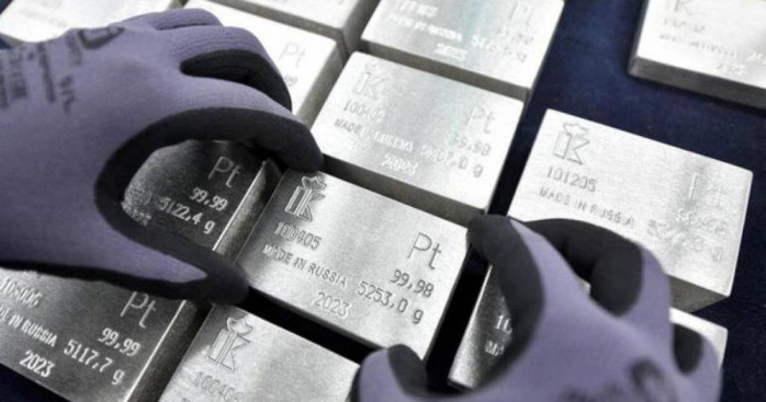 Nguồn cung bạch kim suy giảm: Bức tranh đầy thách thức cho năm 2025 ...