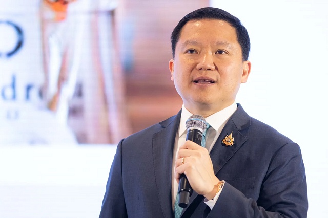 Tỷ phú giàu nhất Thái Lan chuyển quyền sở hữu ThaiBev cho 5 người con